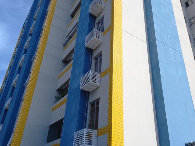 Apartamento para Venda em Fortaleza/CE Parangaba 3 Quartos