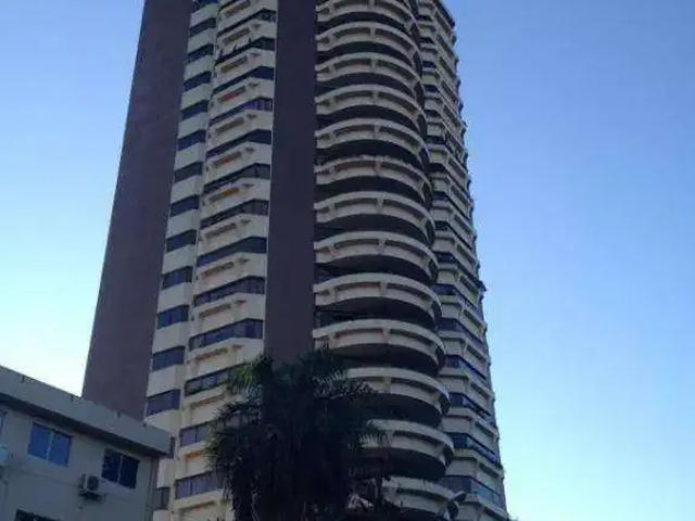 Apartamento para Venda em Foz do Iguaçu/PR Centro 4 Quartos