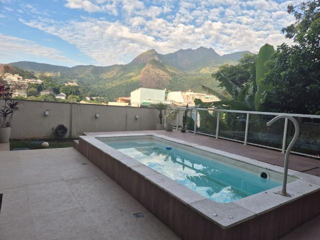 Apartamento para venda em Freguesia jacarepaguá em Rio De Janeiro Rio de Janeiro de 244.00m² com 3 Quartos, 2 Suítes e 1 Garagem