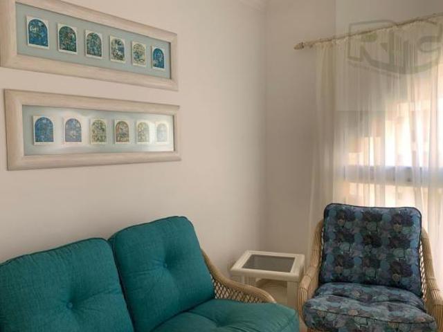 Apartamento de 58 m² com 2 quartos à venda na Enseada