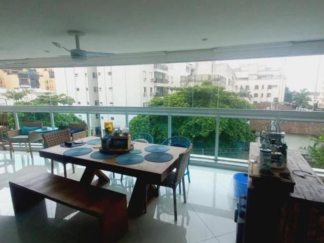 Apartamento para Venda em Guarujá, Enseada, 3 dormitórios, 3 suítes, 4 banheiros, 2 vagas