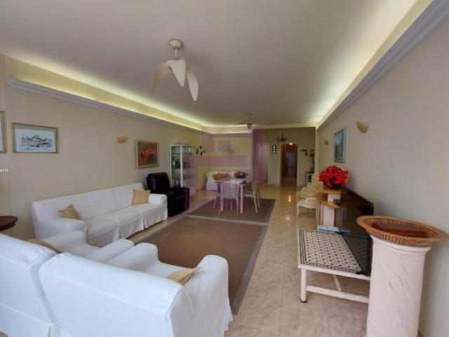 Apartamento para Venda em Guaruja / SP no bairro Pitangueiras