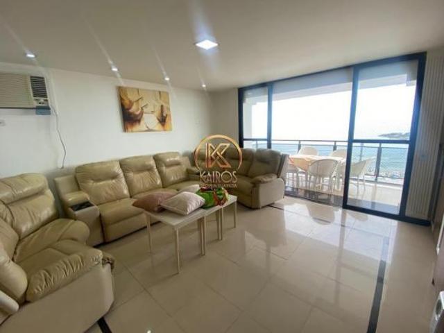 Apartamento para Venda em Guarujá Pitangueiras