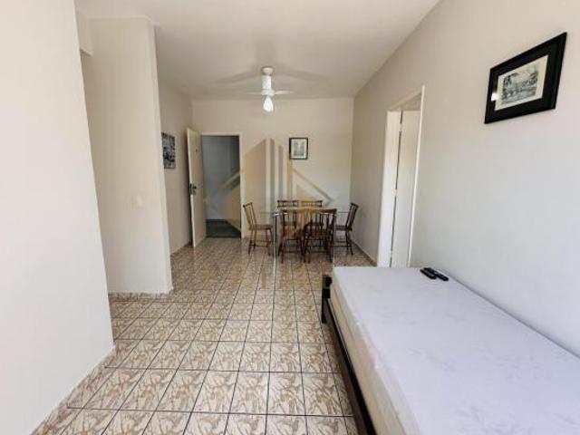Apartamento para Venda em Guarujá, Praia da Enseada, 1 dormitório, 1 banheiro, 1 vaga