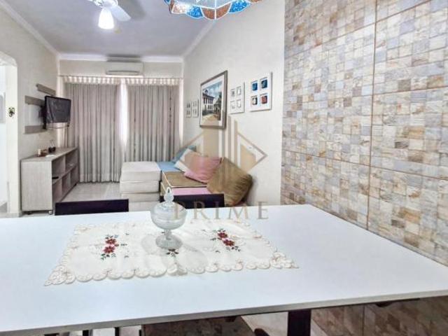 Apartamento para Venda em Guarujá, Praia da Enseada, 1 dormitório, 1 suíte, 2 banheiros, 1 vaga