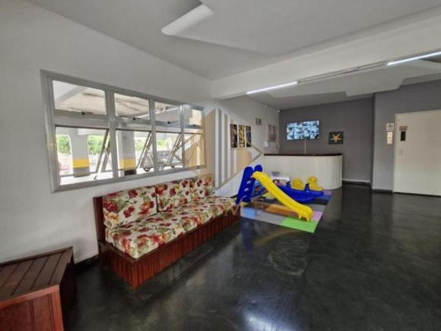 Apartamento para Venda em Guarujá, Praia da Enseada, 2 dormitórios, 1 banheiro, 1 vaga