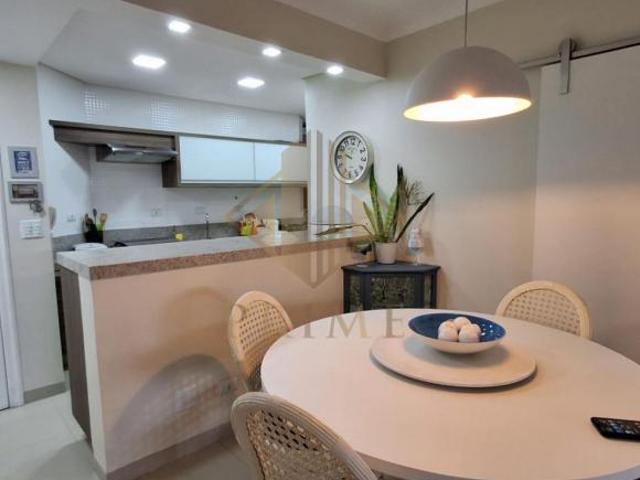 Apartamento para Venda em Guarujá, Praia da Enseada, 2 dormitórios, 1 suíte, 2 banheiros