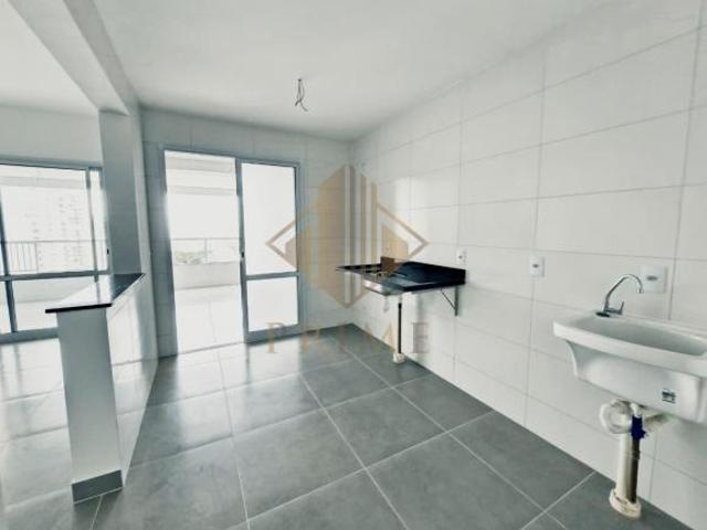 Apartamento para Venda em Guarujá, Praia da Enseada, 2 dormitórios, 1 suíte, 2 banheiros, 2 vagas