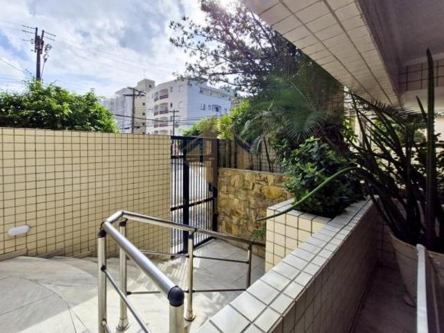 Apartamento para Venda em Guarujá, Praia da Enseada, 3 dormitórios, 1 suíte, 2 banheiros, 2 vagas
