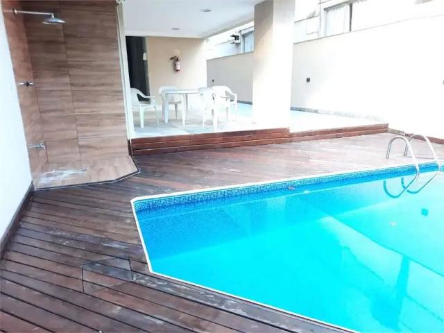Apartamento para Venda em Guarujá/SP Enseada 2 Quartos