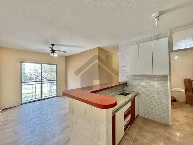 Apartamento para Venda em Guarujá/SP Enseada 2 Quartos