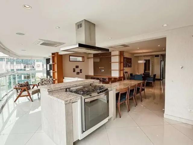 Apartamento para Venda em Guarujá/SP Enseada 3 Quartos