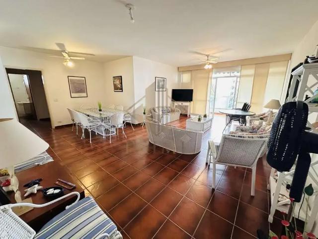 Apartamento para Venda em Guarujá/SP Enseada 3 Quartos