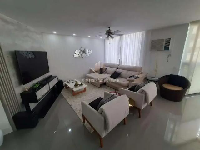 Apartamento para Venda em Guarujá/SP Enseada 3 Quartos