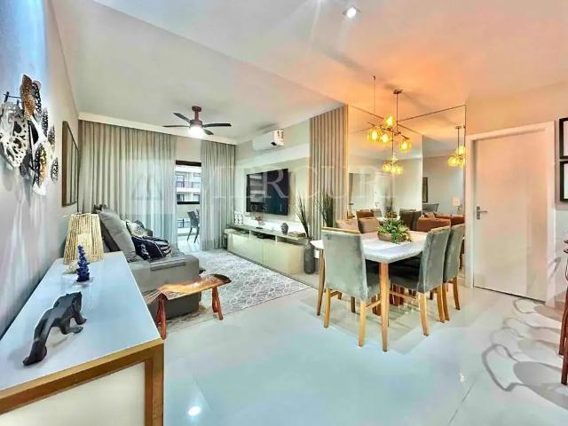 Apartamento para Venda em Guarujá/SP Enseada 3 Quartos