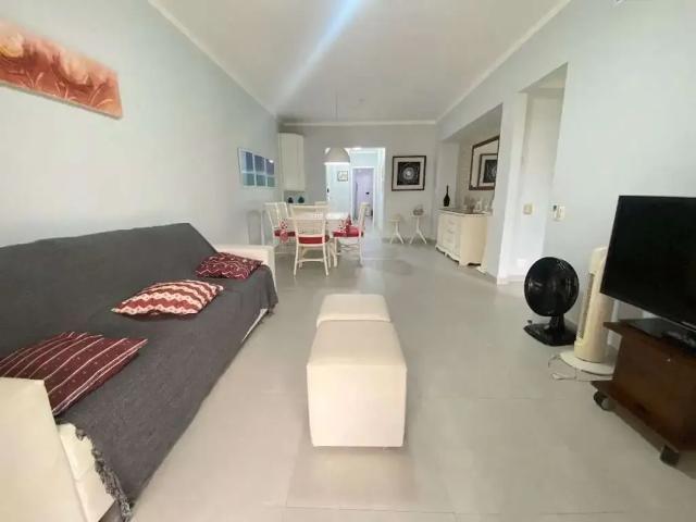 Apartamento para Venda em Guarujá/SP Enseada 3 Quartos