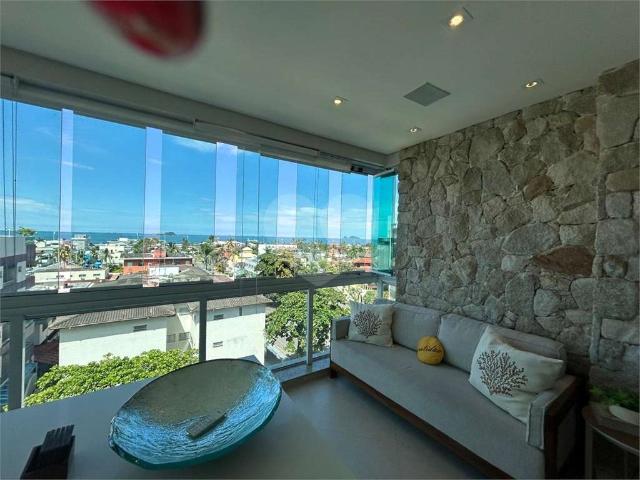 Apartamento para Venda em Guarujá/SP Enseada 3 Quartos