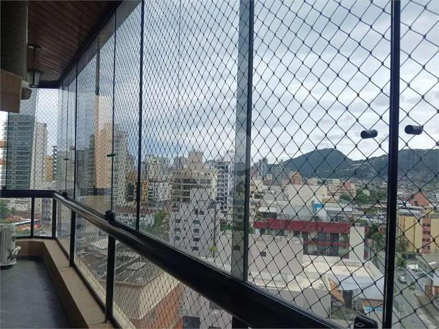 Apartamento para Venda em Guarujá/SP Enseada 3 Quartos