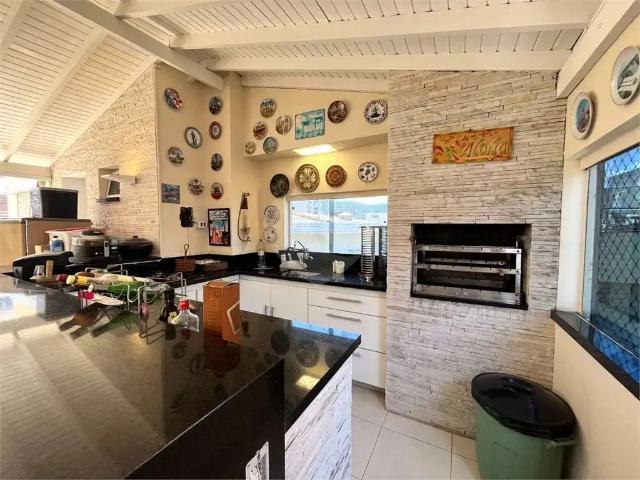 Apartamento para Venda em Guarujá/SP Enseada 3 Quartos
