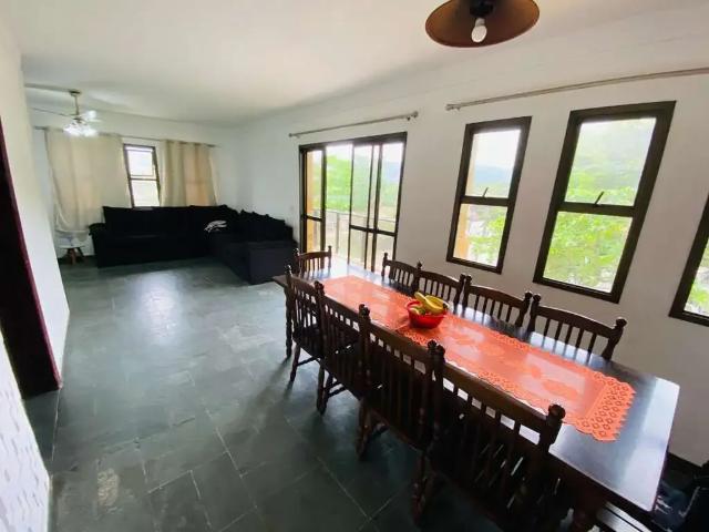 Apartamento para Venda em Guarujá/SP Enseada 4 Quartos