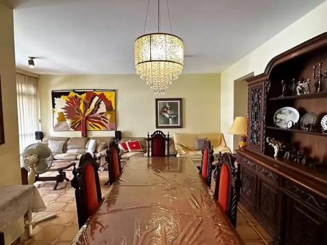 Apartamento para Venda em Guarujá/SP Enseada 4 Quartos