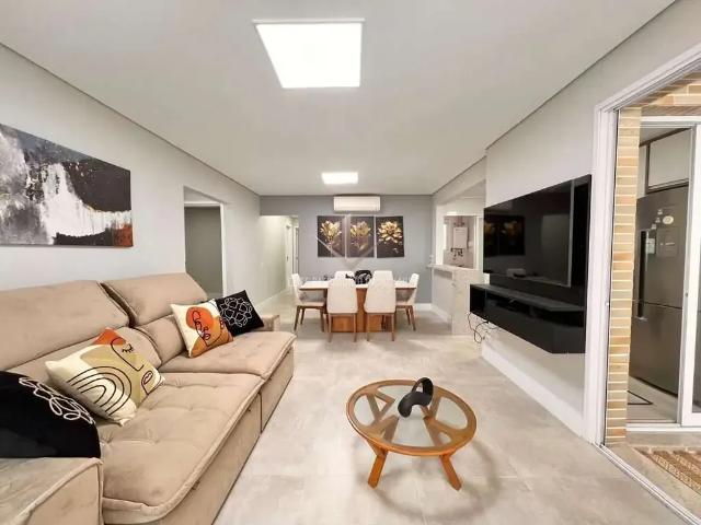 Apartamento para Venda em Guarujá/SP Enseada 4 Quartos