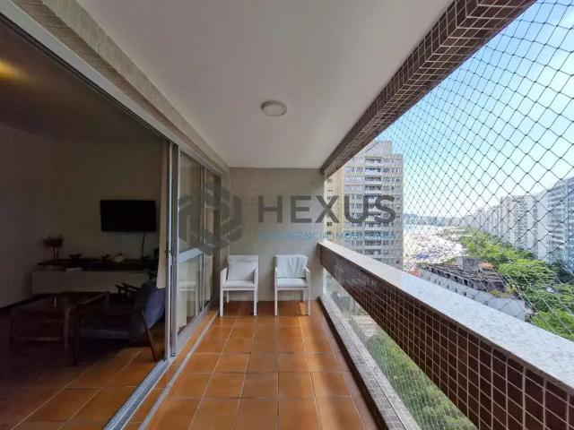 Apartamento para Venda em Guarujá/SP Pitangueiras 3 Quartos