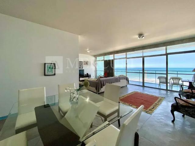 Apartamento para Venda em Guarujá/SP Pitangueiras 3 Quartos