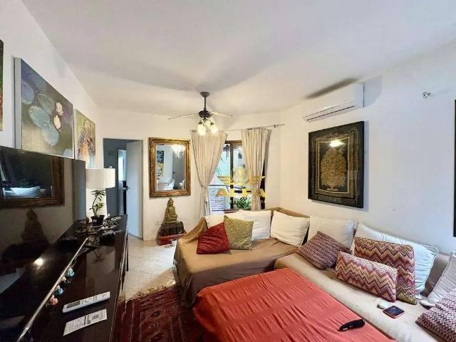 Apartamento para Venda em Guarujá/SP Pitangueiras 3 Quartos