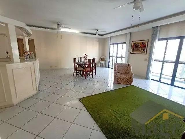 Apartamento para Venda em Guarujá/SP Pitangueiras 3 Quartos