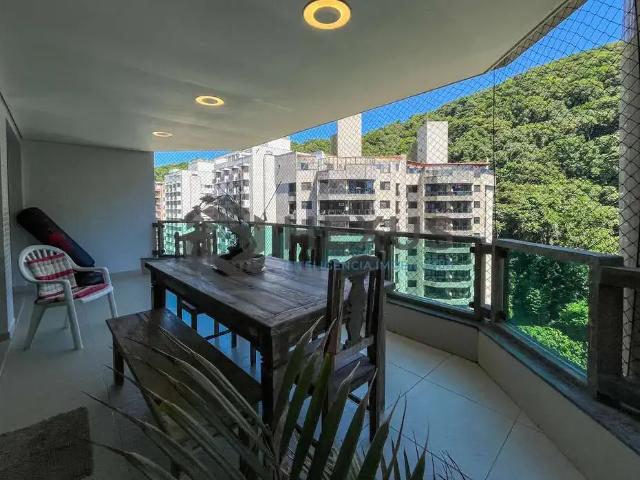Apartamento para Venda em Guarujá/SP Pitangueiras 3 Quartos