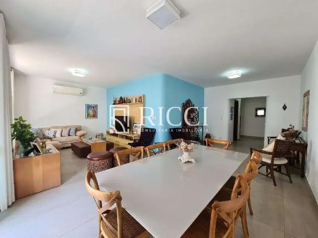 Apartamento para Venda em Guarujá/SP Pitangueiras 3 Quartos