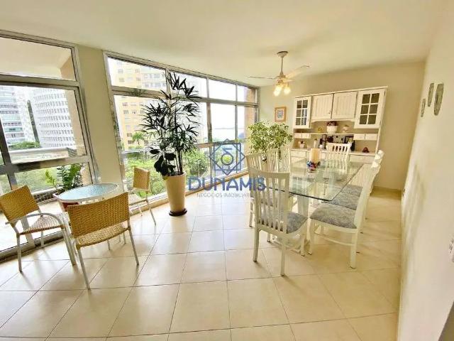 Apartamento para Venda em Guarujá/SP Pitangueiras 3 Quartos