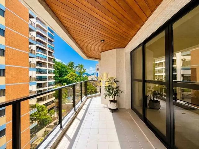 Apartamento para Venda em Guarujá/SP Pitangueiras 3 Quartos