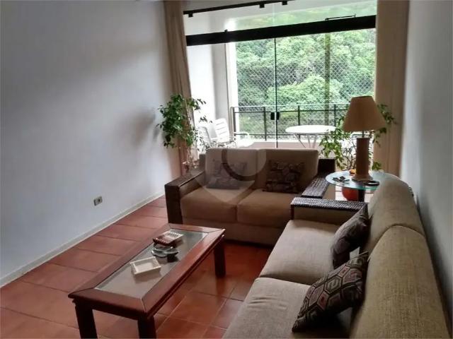 Apartamento para Venda em Guarujá/SP Pitangueiras 3 Quartos