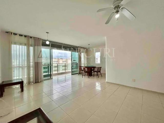 Apartamento para Venda em Guarujá/SP Pitangueiras 3 Quartos