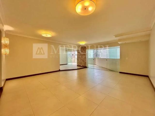 Apartamento para Venda em Guarujá/SP Pitangueiras 3 Quartos