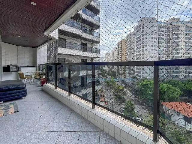 Apartamento para Venda em Guarujá/SP Pitangueiras 3 Quartos