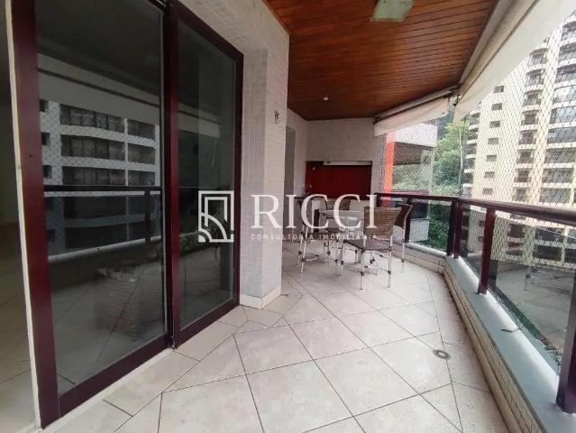 Apartamento para Venda em Guarujá/SP Pitangueiras 3 Quartos