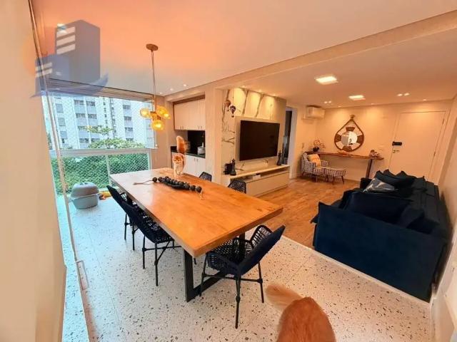 Apartamento para Venda em Guarujá/SP Pitangueiras 3 Quartos