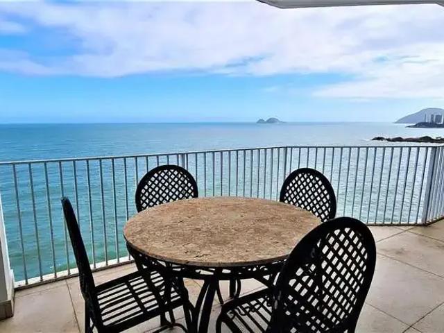 Apartamento para Venda em Guarujá/SP Pitangueiras 3 Quartos