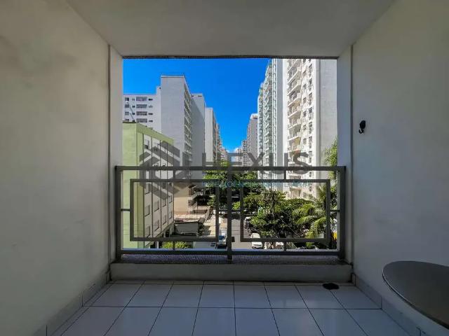 Apartamento para Venda em Guarujá/SP Pitangueiras 2 Quartos