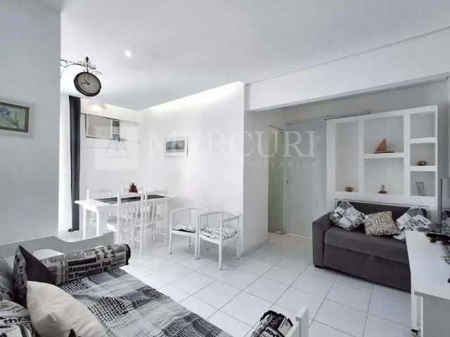 Apartamento para Venda em Guarujá/SP Pitangueiras 2 Quartos