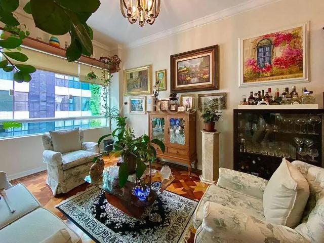 Apartamento para Venda em Guarujá/SP Pitangueiras 2 Quartos