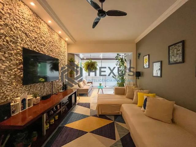 Apartamento para Venda em Guarujá/SP Pitangueiras 2 Quartos