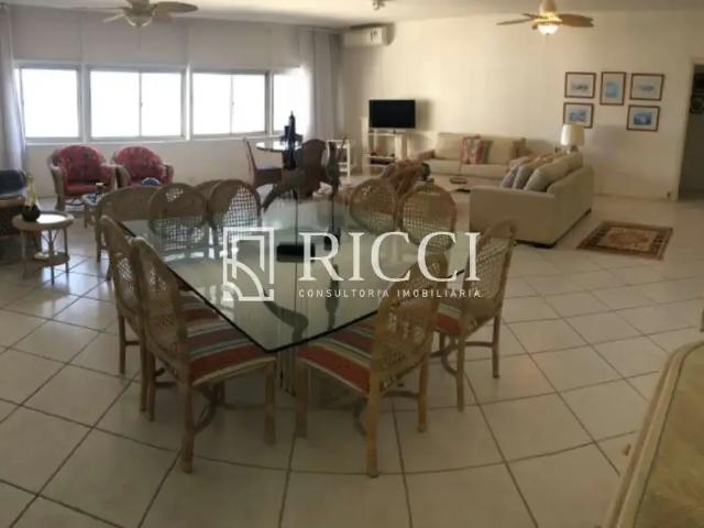 Apartamento para Venda em Guarujá/SP Pitangueiras 4 Quartos