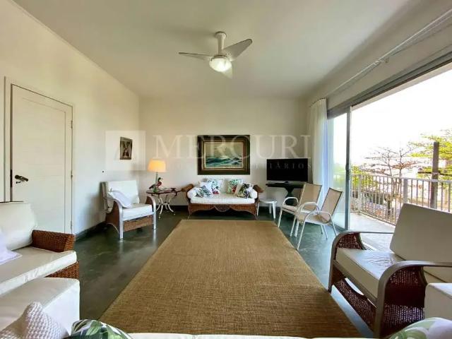 Apartamento para Venda em Guarujá/SP Pitangueiras 4 Quartos