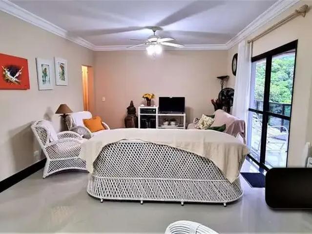 Apartamento para Venda em Guarujá/SP Pitangueiras 4 Quartos