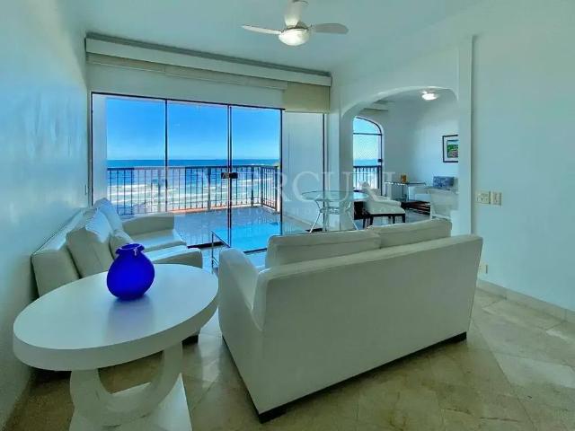 Apartamento para Venda em Guarujá/SP Pitangueiras 4 Quartos