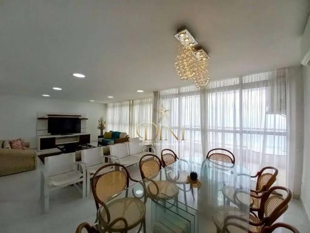 Apartamento para Venda em Guarujá/SP Pitangueiras 4 Quartos